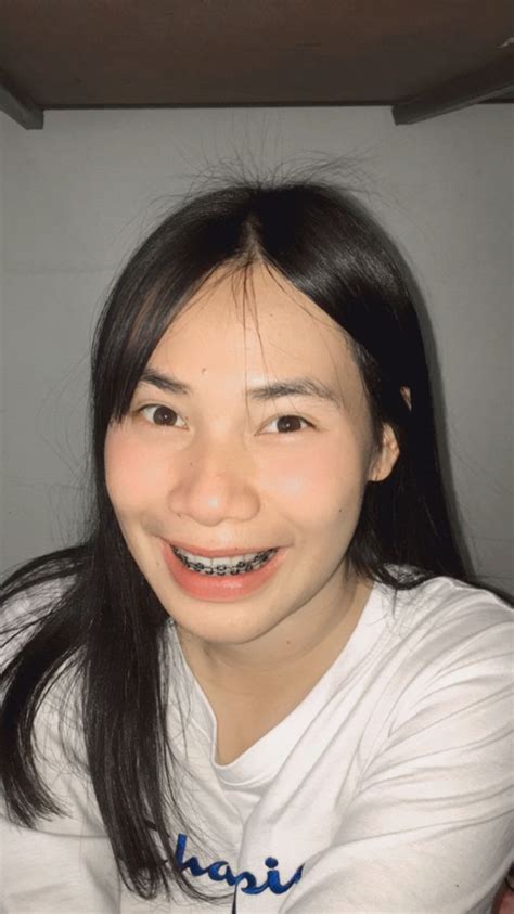 ปักพินโดย Chayanee Krompan ใน การออกแบบโปสเตอร์ การออกแบบโปสเตอร์