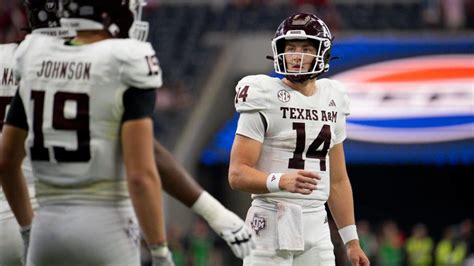 Halftime Texas Aandm Aggies Leads Tennessee Volunteers Thanks To Max