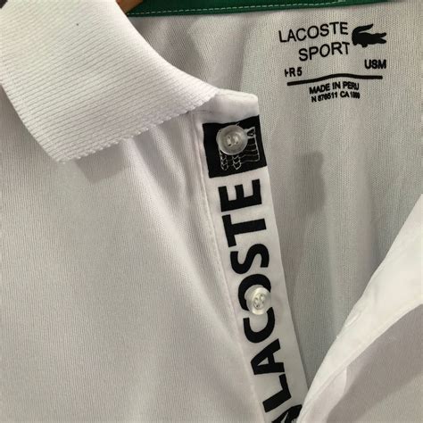 Camisa Premium Dry Fit Lacoste Polo Detalhe Botão Nome Preto Branca