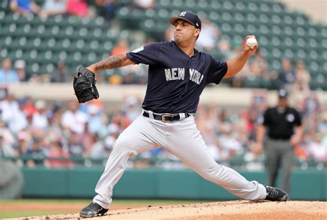 New York Yankees News Yankees Sign Nestor Cortes Jr And Old Friend