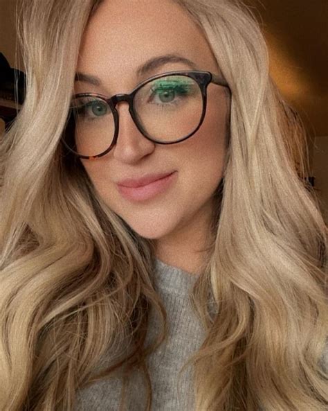 Brianna Coppage The Teacher Who Quit After Her Onlyfans Was Exposed