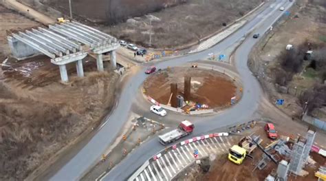 Turcii au reluat lucrările la drumul expres Craiova Pitești