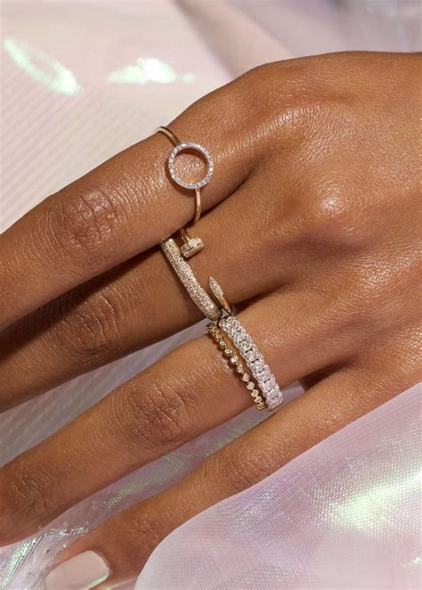 Пин от пользователя J на доске Jewelry Ювелирные тенденции Ювелирные комплекты Серьги для