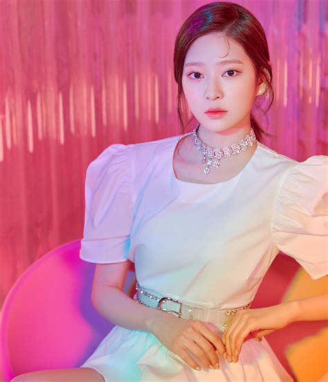 Izone Secret Story Of The Swan Teaser Video And Oneiric Diary Concept