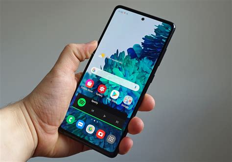 Samsung начинает распространение прошивки One Ui 5 0 с Android 13 для Galaxy S21 Fe