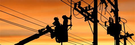 É preciso contratar um profissional para fazer uma instalação elétrica