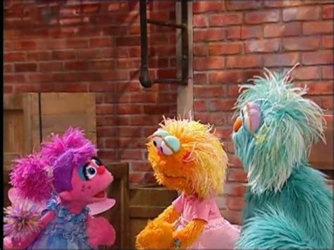 Sesame Street Zoe Sesame Street Zoe Is Upset With Fra