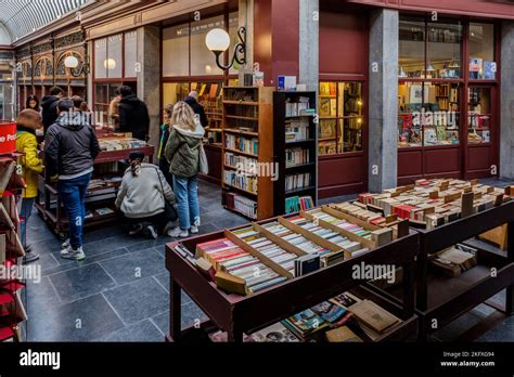 In der Galerie Bortier in Brüssel eine Second Hand Buchhandlung eine