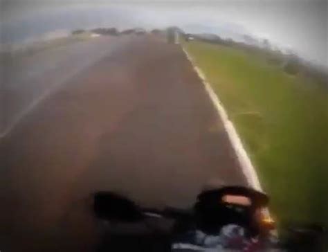 Video Motorcyclist Killed By Loose Tyre Which Flew Off Passing Car