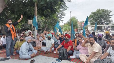 Buses Stay Off Roads In Punjab As Prtc Punbus Workers Begin Strike