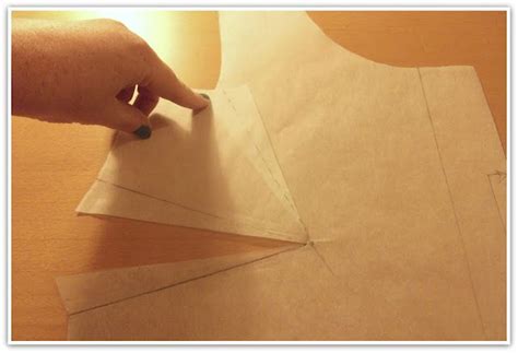 Enlarge A Bust Dart Sewing Alterations Pattern Drafting Plus Size Sewing