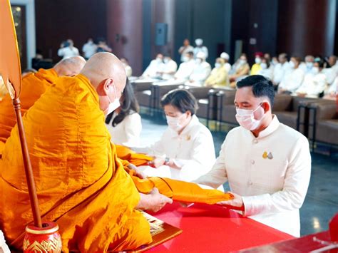 วธ เผยผลโพลวันอาสาฬบูชา และเข้าพรรษานี้ ชาวพุทธตั้งใจทำบุญ ตักบาตร เข้าวัดปฏิบัติธรรม สวดมนต์ งด