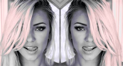 Things Women Are Thinking During Face Sitting Cunnilingus YourTango