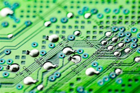 Planche à Circuits Imprimés électroniques Verte Avec Contacts En Cuivre