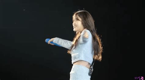 어제 행사뛴 아이유 비주얼 근황  인스티즈 Instiz 이슈 카테고리