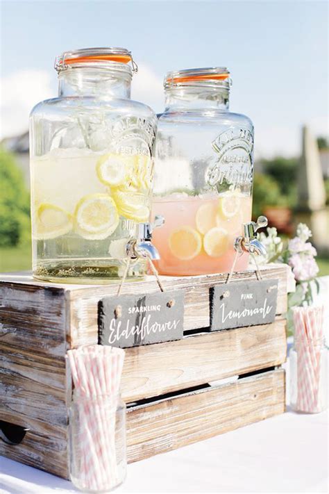 25 Creative Outdoor Wedding Drink Station And Bar Ideas