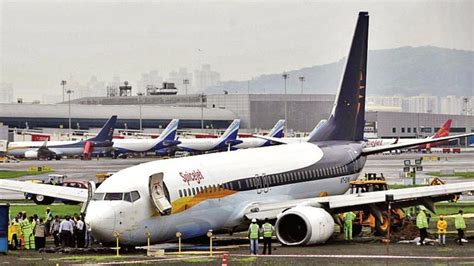 Six Major Airports Told To Deploy Disabled Aircraft Removal Kits