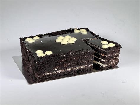 Extreme Chocolate Cake Honey Cakes
