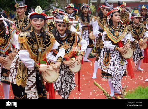Indonesian Perform Reog Kendang In The Ceremony Of Tulungagungs