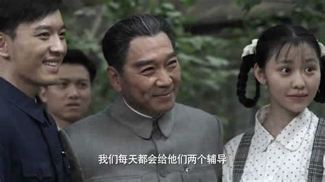 海棠依旧周总理询问着常媛常怀的学习情况老师夸奖着他们 高清1080P在线观看平台 腾讯视频