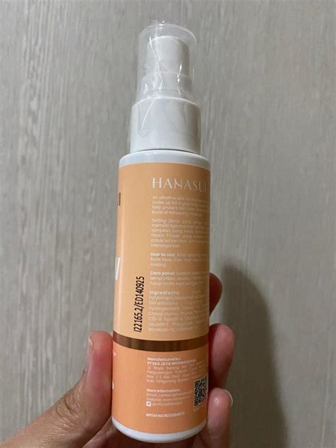 Hanasui Fix Glow Setting Spray 60ml Kesehatan Kecantikan Rias Wajah Di Carousell