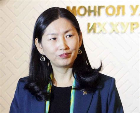 УИХ ын Гишүүн асан Ц Оюунгэрэл орон нутгийн сонгуульд Хан Уул дүүрэгт дэвшиж байна