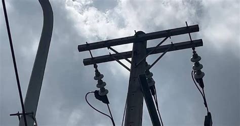 新竹芎林鄉電桿意外釀20多戶停電 台電解釋背後原因 社會 Ctwant