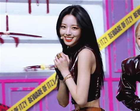 Itzy Pics On Twitter Https T Co CrsJVgXa D Twitter