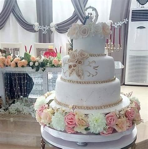 Lauras Tortebi ლაურას ტორტები Tkibuli