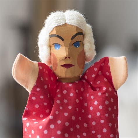 Sievers Hahn Handpuppe Gretel Bei Torquato At