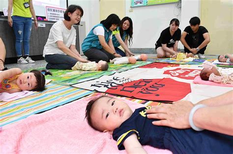 嘉義縣推母乳哺育 最嘉支持 陪伴媽媽成功哺餵 蕃新聞