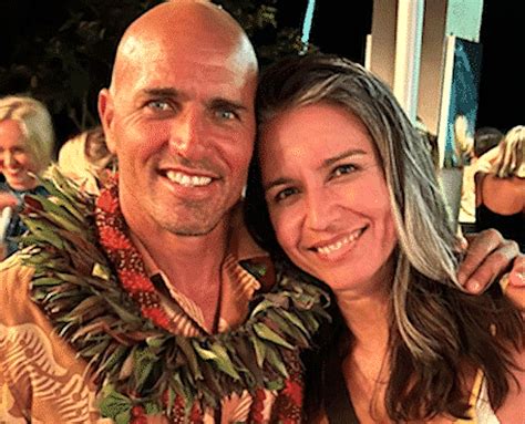 One Time Hawaii Rep And Noted Surfer Tulsi Gabbard Leaves Party After
