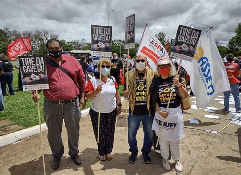 Performances Encerram Semana De Mobilização Contra Reforma