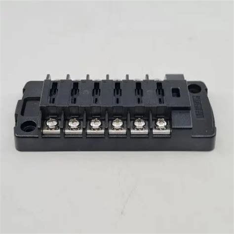 Fuse Block St Blade 6 Circuit Independent Power Source In Line Type Everything Caravans