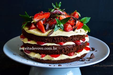 Naked Cake de chocolate morango Receita de Vovó