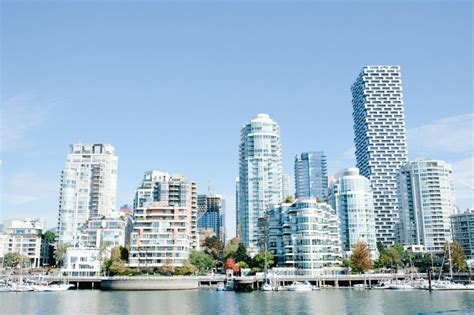 バンクーバー国際空港yvrから市内ダウンタウンへの行き方 メープルの国のアリス
