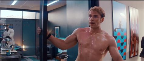 Auscaps Zane Phillips Shirtless In Glamorous 1 01 Rsvp Now