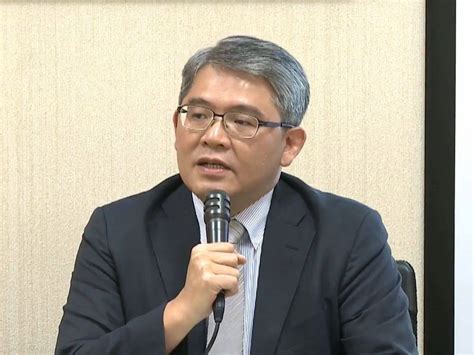 疫情燒進中央部會 內政部次長花敬群快篩陽 中廣新聞網 Line Today