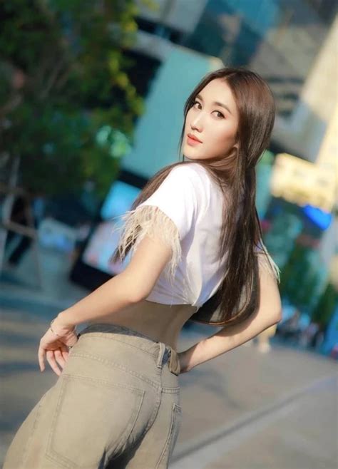 ดวงดาว จารุจินดา โผล่คอมเมนต์ เบสท์ คำสิงห์ หลังโพสต์ภาพล่าสุด