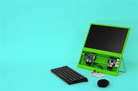 Pi Topceed Is A 99 Desktop Computer For Makers Techcrunch