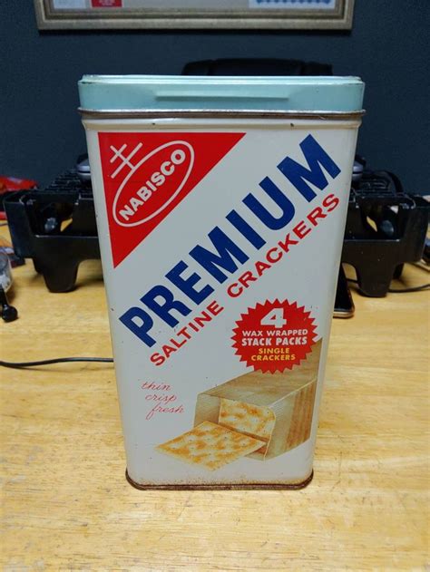 Nabisco Cracker Tin Circa 1969 Etsy Saltine Crackers Nabisco Saltines