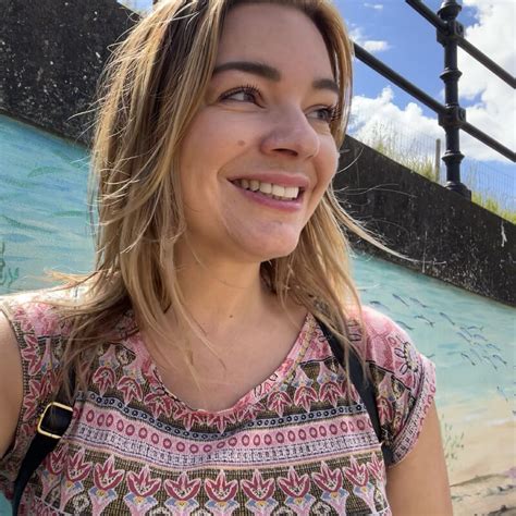 Natalie Nightingale On Linkedin Voiceactor Voiceover Voiceovers Singer Actor Actress