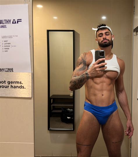 Hot Dudes Good Mood 🇺🇦 On Twitter Rt Christopher413 👋🏾