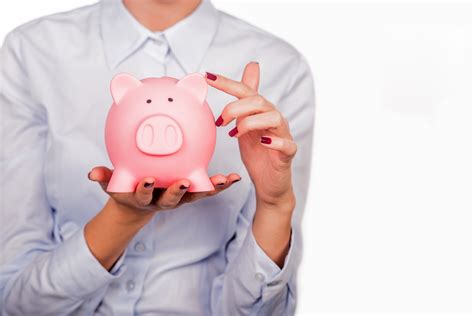 Perempuan Belajar Menghasilkan Uang QM Financial