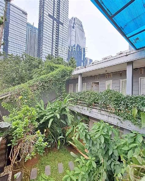 Rumah Hitung Tanah Di Senopati SCBD Kebayoran Baru Jakarta Selatan