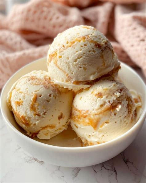 Homemade Honeycomb Ice Cream Creamy And Crunchy Delight