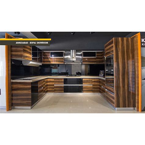 U Shape Modular Kitchen At 15000000 Inr In Ahmedabad Sugri Interiors