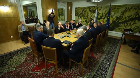 Комисията по отбрана прие на второ четене споразумението за оръжие за Украйна Nova