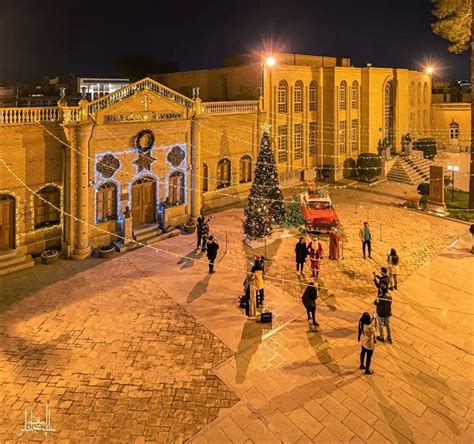 حال‌وهوای کریسمس در کلیسای وانک اصفهان کجارو
