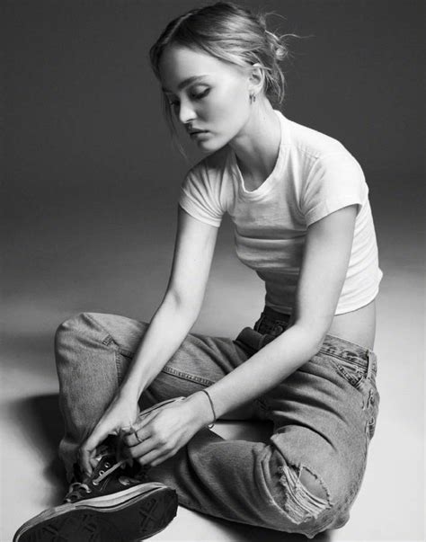 德普女儿晒情侣合照官宣新恋情 默契十足氛围超甜 搜狐大视野 搜狐新闻